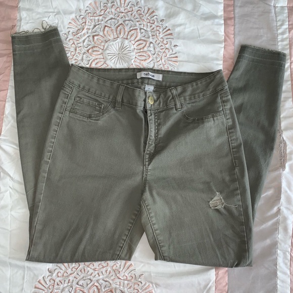 refuge | Jeans | Olive Green Ripped Jeans | Poshmark